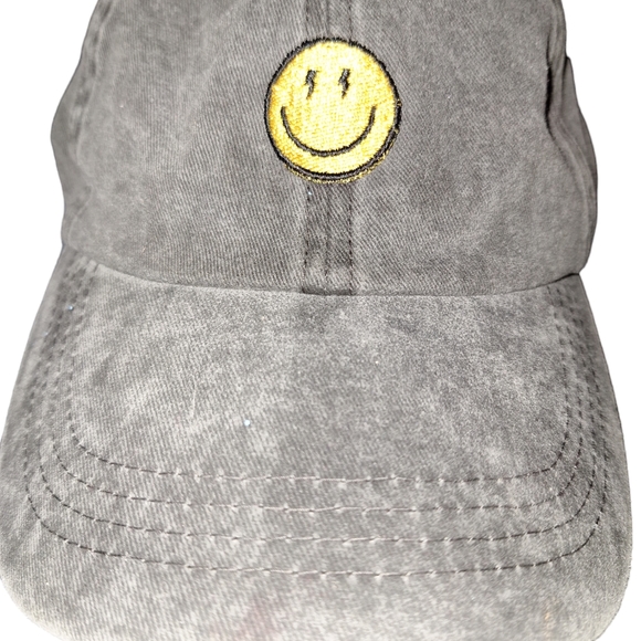 Vintage | Accessories | Vintage Smiley Face Cap Hat | Poshmark